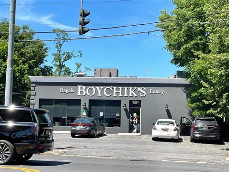 Boychiks Bagels And Eatery