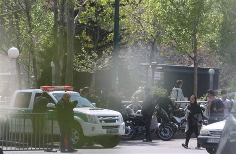 Iran Womens Cars Can Be Impounded If Theyre Caught Without Hijab