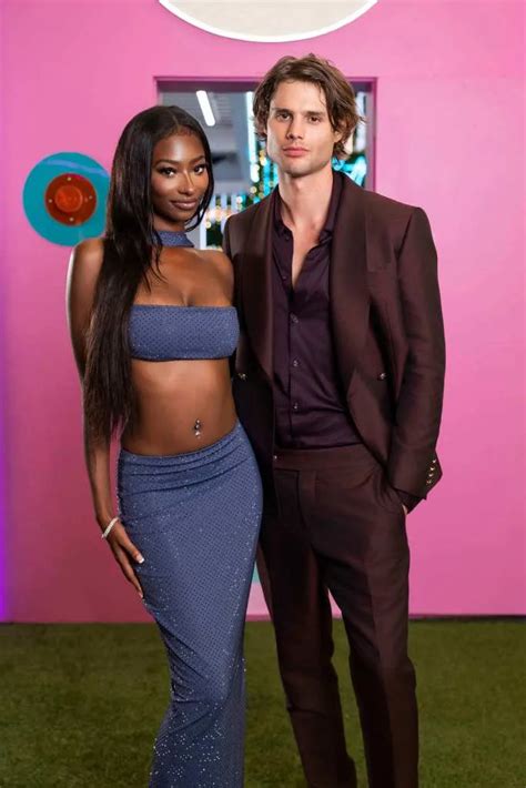 ‘love Island Usa Hunk Bryce Alakai Dettloff Was ‘bullied In School