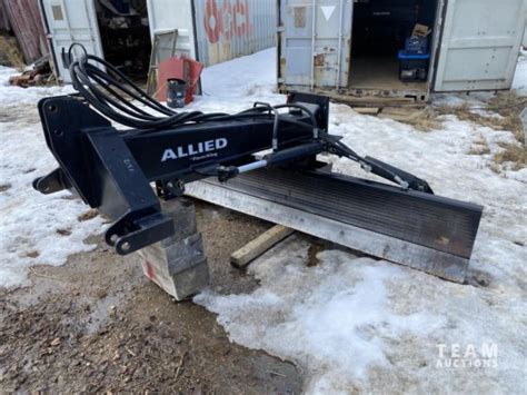 Buhler Pt Hitch Ft Hydraulic Angle Blade In Mclennan Alberta