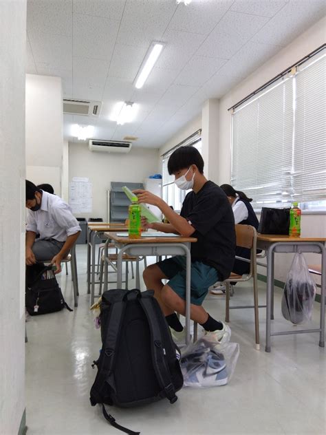 開志学園高等学校 ★
