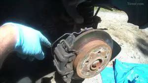 Clunking Noise When Braking: Main Causes and Fixes - Tireer