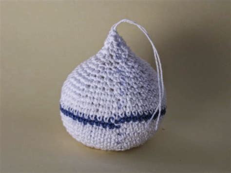 Biomathcraft A Hyperbolic Fibonacci Crochet Torus