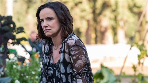 Who Plays Natalie In Yellowjackets Actresss Career And Notable