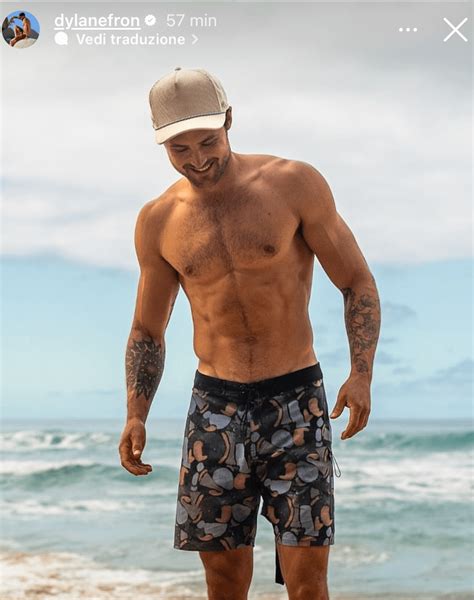 Specchio Specchio Delle Mie Brame” La Sexy Gallery Social Vip Tra Ghali Tovey E Taylor