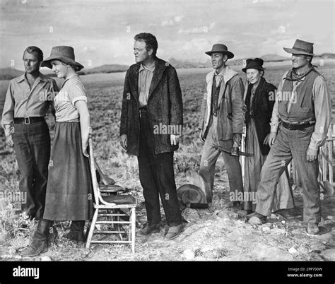 Alan Ladd Jean Arthur Van Heflin B W Scene Shane 1953 Director George Stevens Novel Jack