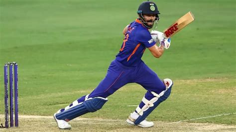 Virat Kohli Can Surpass Sachin Tendulkars Record Of 100 International