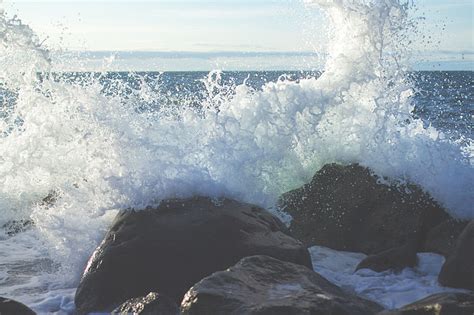 Royalty Free Photo Tidal Waves Portrait Pickpik