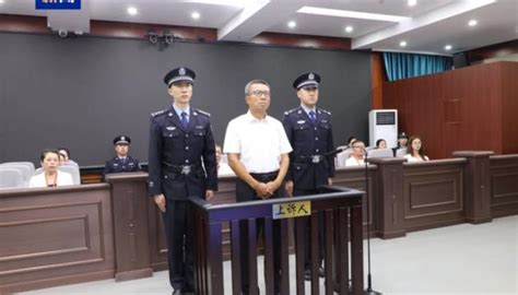 У Китаї колишнього посадовця Компартії стратили за корупцію деталі Патріот Донбасу