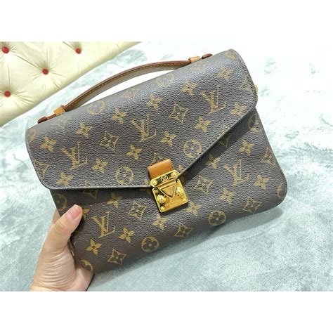 Louis Vuitton Lv 老花 郵差包 Pochette Metis M44875 蝦皮購物