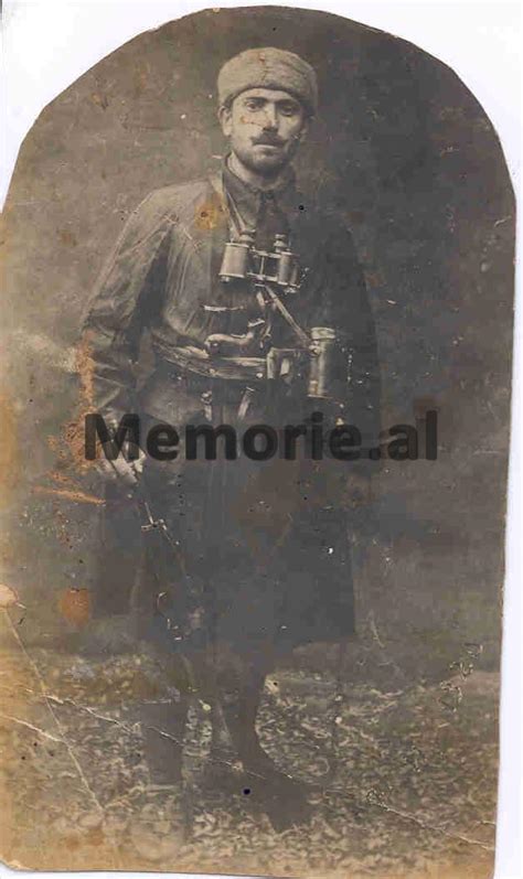 Zbulohen kujtimet e Qazim Mulletit ish prefektit të famshëm të Tiranës