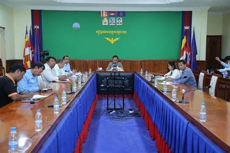 កិច្ចប្រជុំ ពិនិត្យ ពិភាក្សា ករណីទំនាស់ដីធ្លី ស្ថិតនៅភូមិកោះគរ សង្កាត់រកាខ្ពស់ ក្រុងតាខ្មៅ