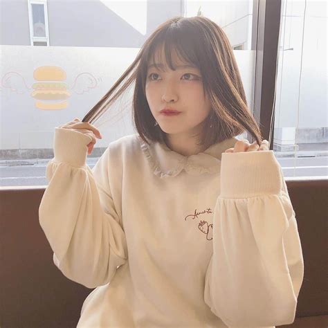 鈴木芽生菜さんのインスタグラム写真 鈴木芽生菜instagram「ボブってやっぱいいなあ💭 ボブ ボブアレンジ ボブヘアー