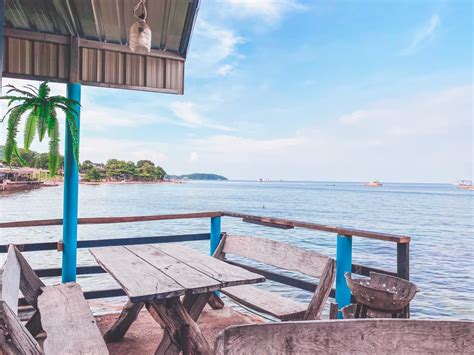 บ้านคนเกาะ โฮมสเตย์ ณ บ้านคนเกาะ โฮมสเตย์ ณ เกาะล้าน