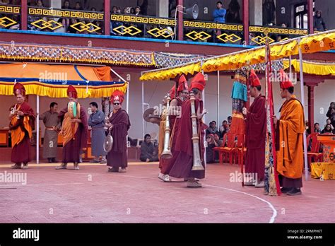 Monks And Their Dungchen Tibetan Horns Takthok Tsechu Festival Sakti