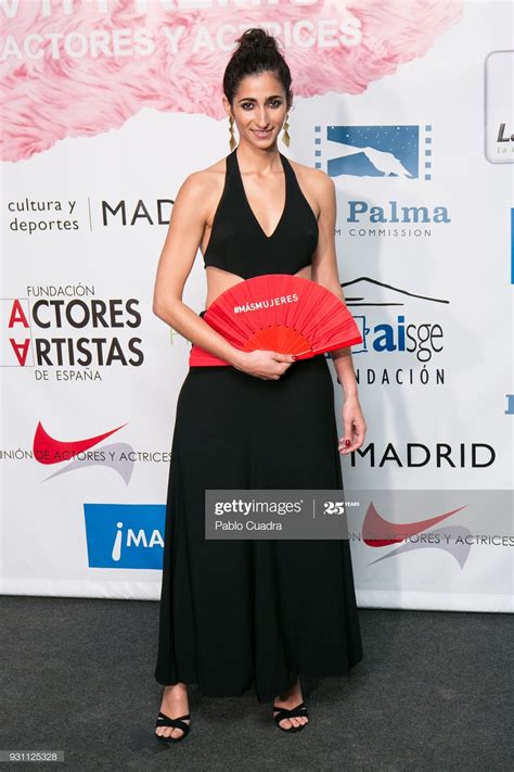 Alba Floress Feet