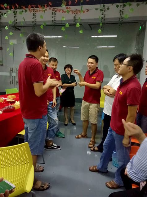 2018年第三季度员工生日会 深圳灵科技术有限公司