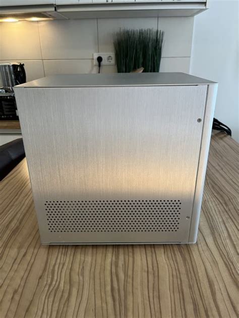 Jonsbo V4 Silver Matx Kućište