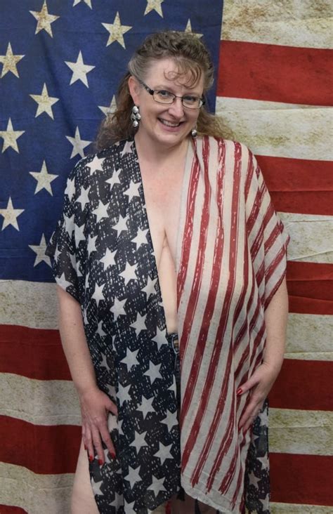 Bbw Mix 687 Do They Need A Bra Porn Pictures XXX Photos Sex Images 3951350 PICTOA