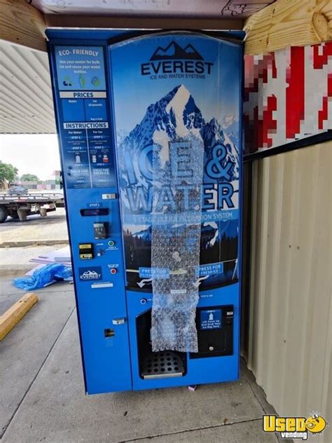 Everest Ice VX Bagged Ice And Filtered Water Vending Machine For Sale In Texas