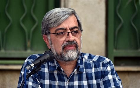 فرارو واکنش فرزند شهید بهشتی به بیلبورد‌های شهر تهران درباره حجاب