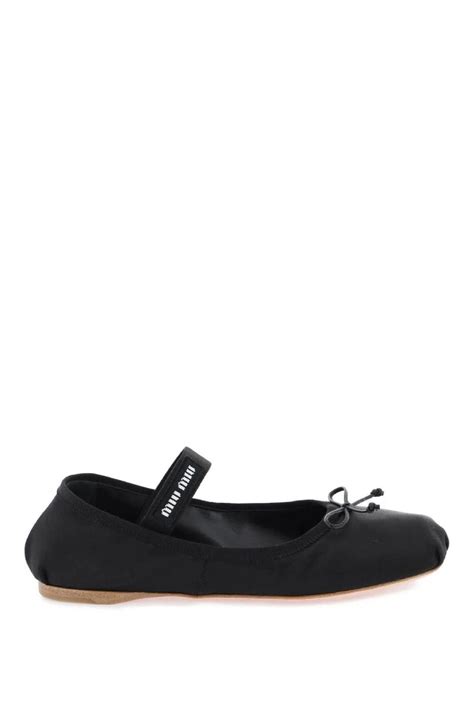 미우미우 여성 플랫 슈즈 Satin Ballet Flats Nb02 Miu Miu