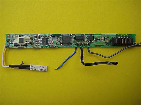 Bugworkshop 甲蟲工作室 Ibm Thinkpad X20 手提電腦鋰離子充電池組電路板拆解（二）
