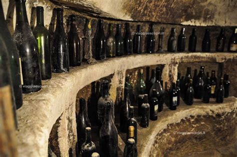 Fotografie Di Cella Monte Paese Delle Pietre Da Cantoni