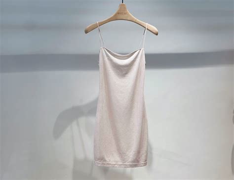Đầm Lót 2 Dây Mặc Dáng Ôm Nữ White Ant Ellis Knit Mini Dress 12070000