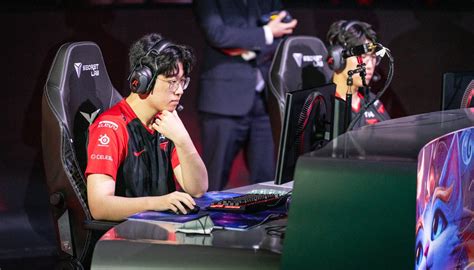Worlds 2022 Top Lane Spotlight Zeus And 369