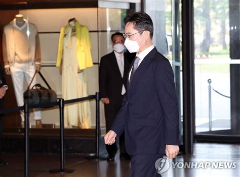 삼성 호암상 시상식 참석하는 이재용 부회장 연합뉴스