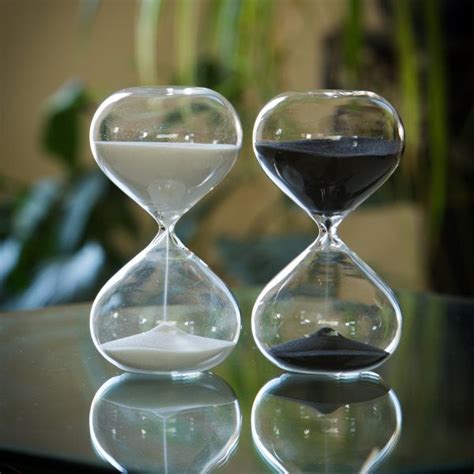60 Minute Modern Glass Timer In Black Or White Justhourglasses
