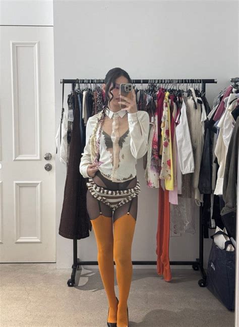 제니 과감하고 화끈한 ‘언더붑 ★sns