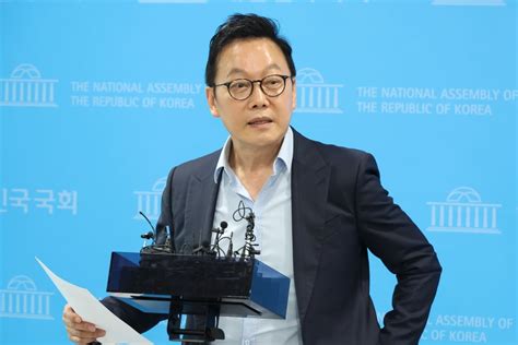 이재명팔이 뿌리 뽑겠다개딸 야유 받은 정봉주 결국 폭발 한국경제