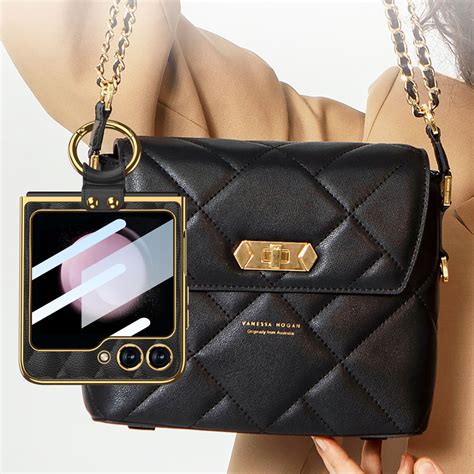 갤럭시 Z플립5 액정보호 퀄팅 골드라인 가죽 링케이스 에이블리