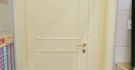 상담부터 시공까지 세심하게 잘 해 주셔서 정말 만족스러웠어요~ 컬러도 너무 예쁘게 잘 어울리고 집안 분위기가 확 바뀌어서 대만족 입니다~ 숨고 숨은고수