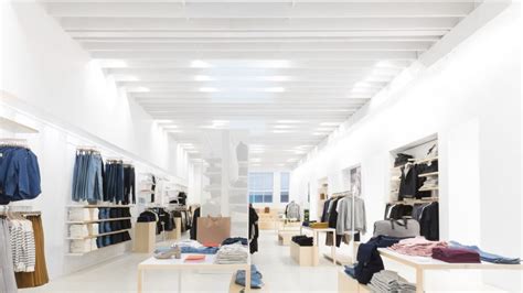 Everlane Turns Historic San Francisco Building Into Minimal Clothing Store