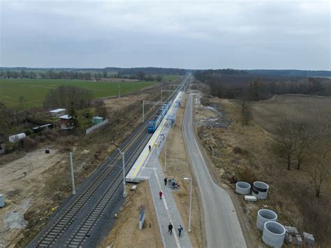 Nowe perony i tor na linii Poznań Szczecin Czas przejazdu tak samo