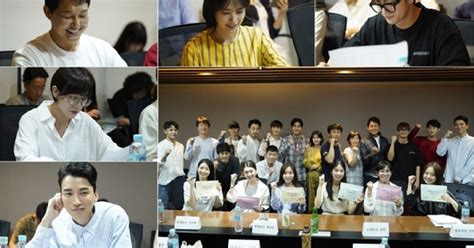 1억개의 별 서인국 정소민 박성웅 대본리딩부터 느껴지는 괴물케미