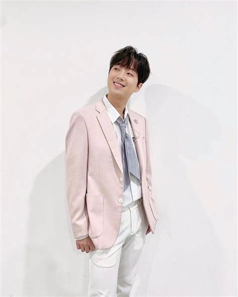 더 트롯쇼 별책부록 이찬원 뜬다