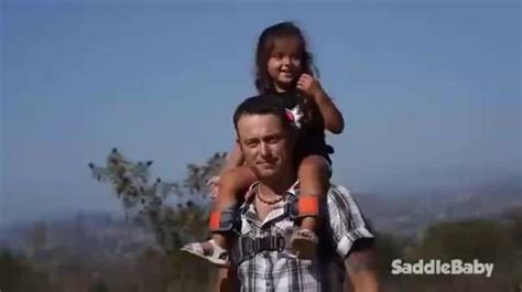 Hands Free Dad Saddle Scrolller