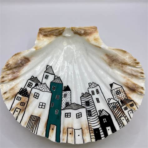 Handpainted Scallop Shells Etsy