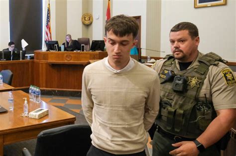 Kansas Man Sentenced To 10 Years For Crash That Killed Officer