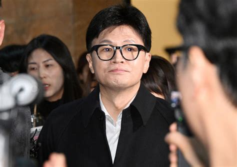 尹 면담 마치고 국회 복귀한 韓 묵묵부답