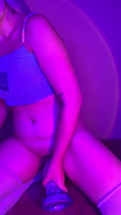 Forumophilia Porn Forum Amateur Hot Masturbation Toys Vibrators And Couple Sex Page 32