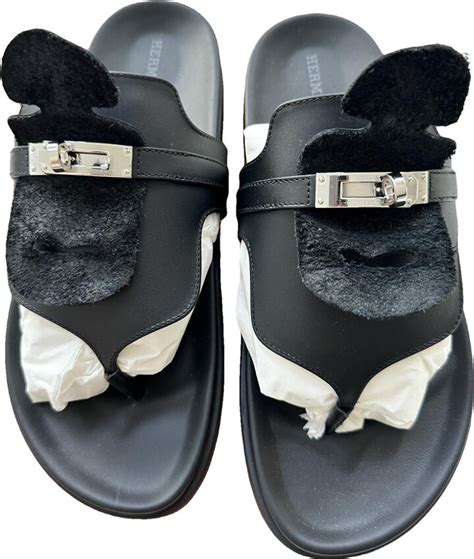 Hermes Empire Leather Flip Flops Shopstyle Sandals