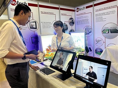 Vns First Intelligent Technology Exhibition Opened In Hcm City