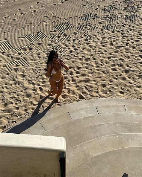 Kim Kardashian Sexy Bikini In La 9 Photos The Fappening