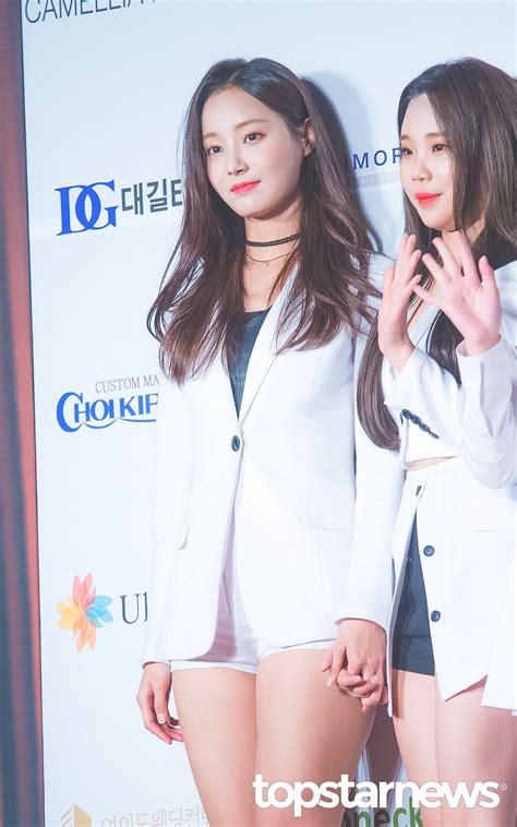 모모랜드 연우 정장 핫팬츠 걸그룹 갤러리 에펨코리아