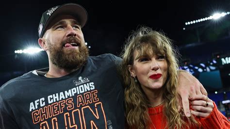 Travis Kelce Reveals The Moment He Started To Fall For Taylor Swift